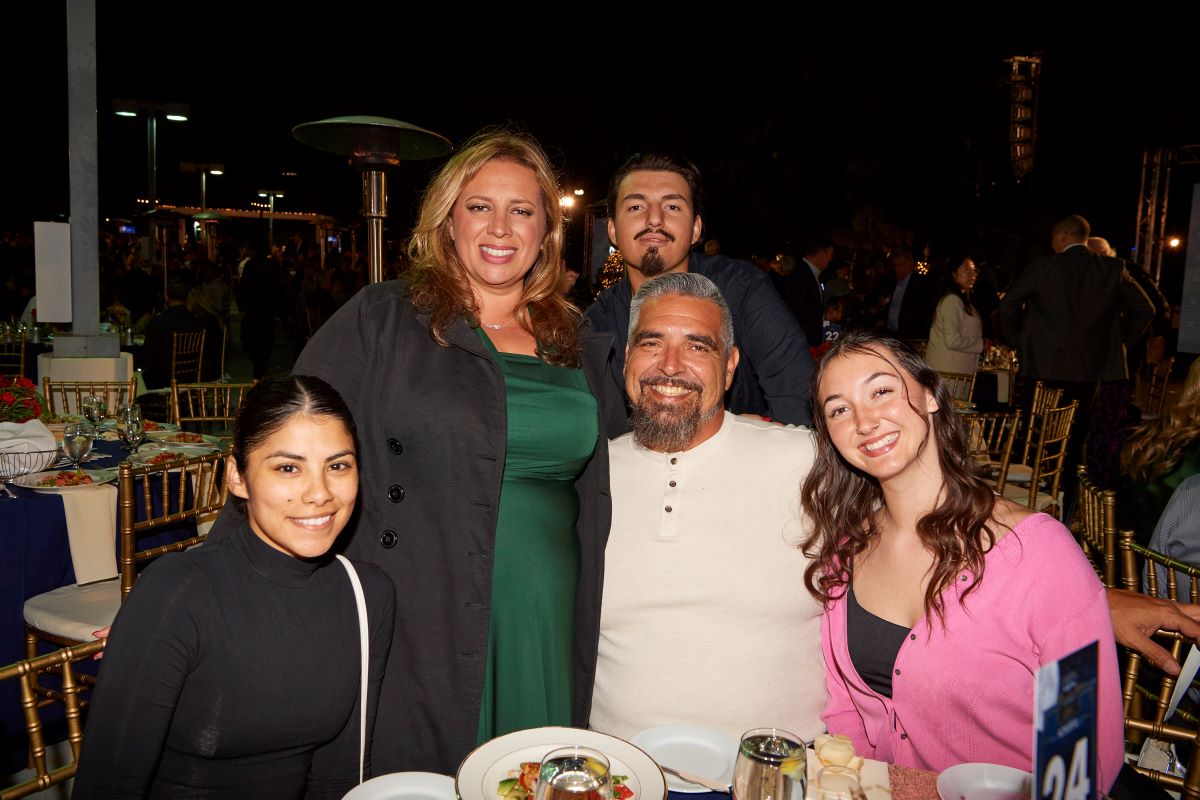 An Evening of Hope Gala Raises $925,000 for Families in Crisis - Hope ...